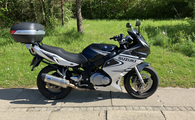 CK30061 Suzuki - Gs 500 F