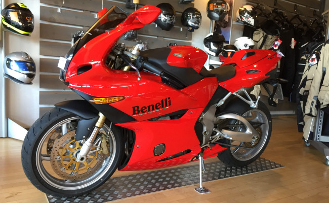 AT68464 Benelli Tornado Tre 900