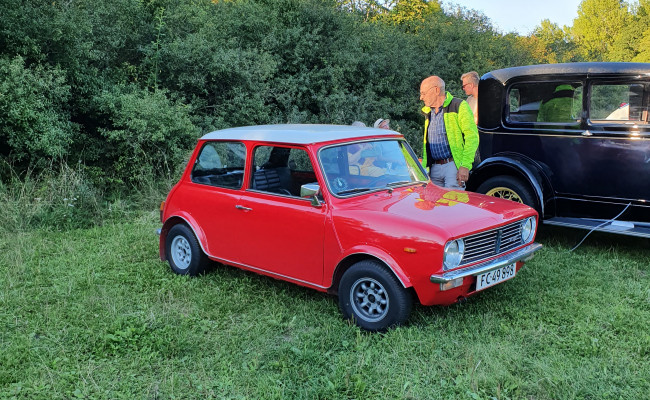 FC49898 Morris Mascot Clubman 1100