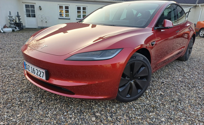 DZ16227 Tesla Model 3 Baghjulstræk