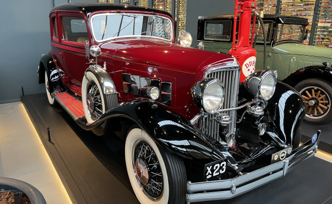 X23 Reo Royale Uoplyst