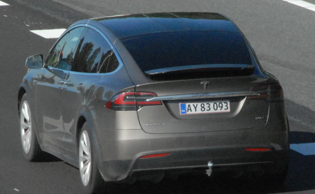 AY83093 Tesla Model X 90d 5-dr Fixed Ratio Ingen