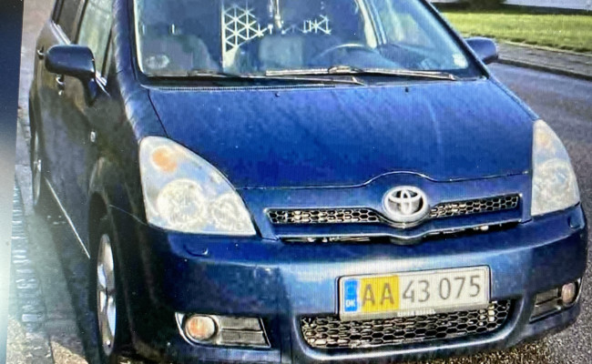 AA43075 Toyota Corolla Verso 2,2 D-4d Sports Van
