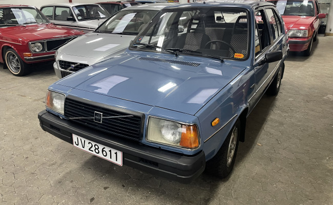 JV28611 Volvo 345 Uoplyst