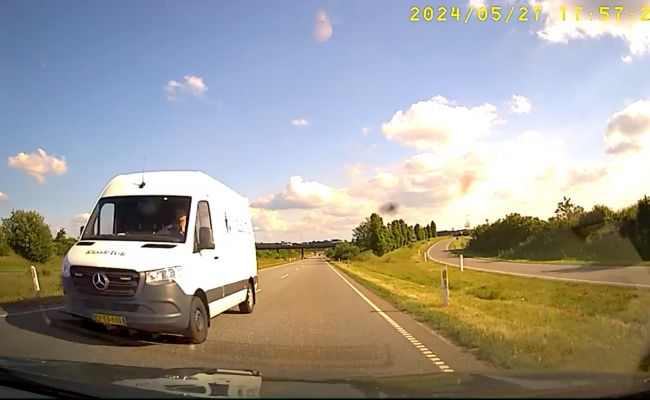 CY53601 Mercedes-benz Sprinter 317 Cdi Ksv A2 Rwd Aut