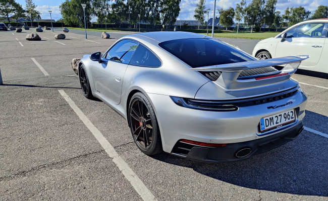 DS61738 Porsche 911 Carrera Gts 3.0 480 Hk Coupe Rwd Pdk