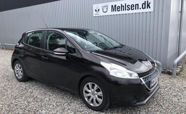 DW86519 Peugeot 208 1,4 E-hdi Esg 68 Hk