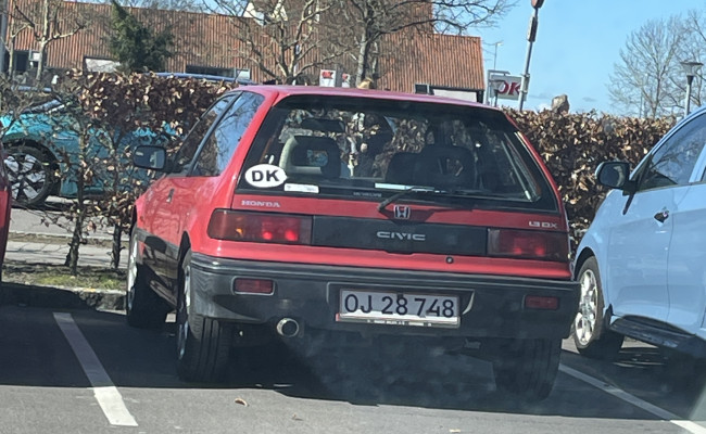 OJ28748 Honda Civic 1300