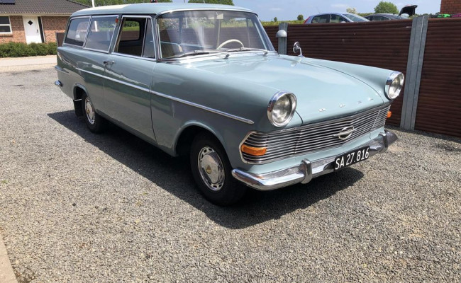 SA27816 Opel Caravan 1,7