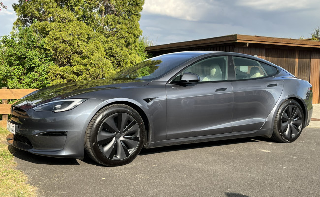 DS26440 Tesla Model S Dual Motor